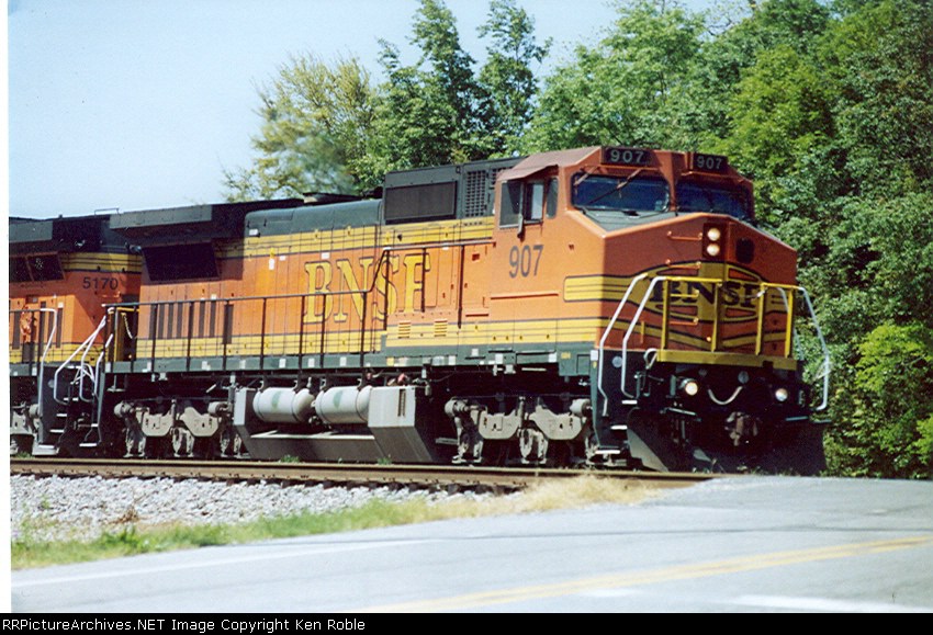 BNSF 907 (ex-ATSF 907)